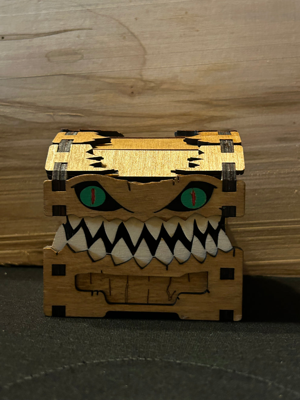 Small Mimic Chest – Somthin' Different Designs